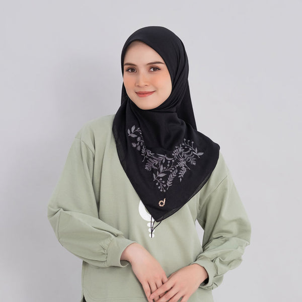 HIJAB DEENAY LAVINA SERIES – Deenay.id