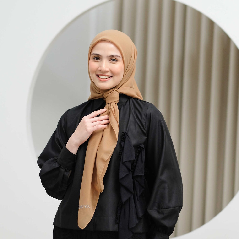 HIJAB DEENAY LIZA MATTE VOAL SERIES – Deenay.id
